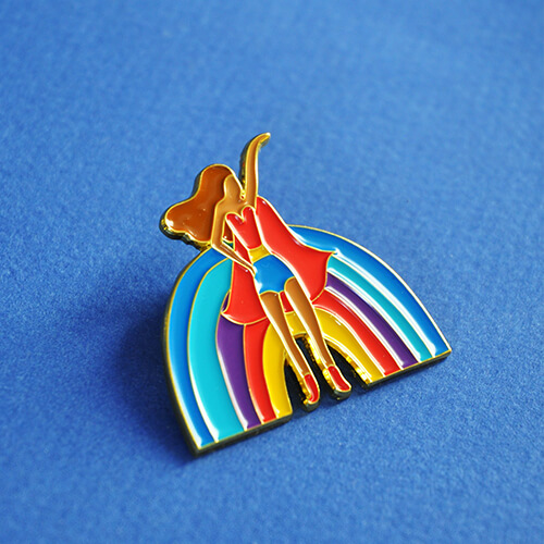 Pin’s – La Rainbow girl - Idée box cadeau